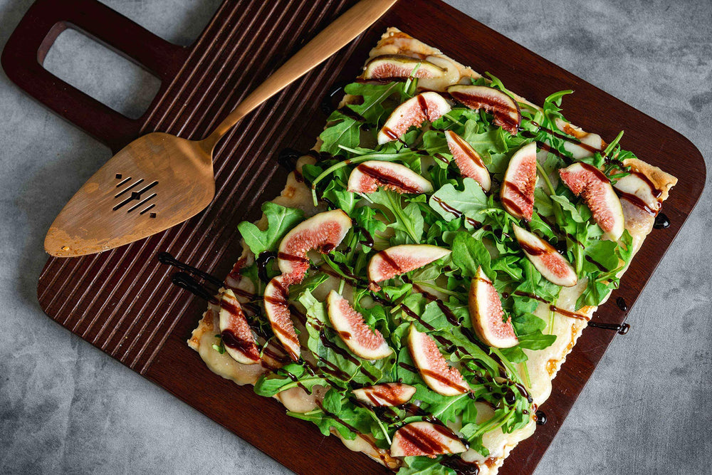 Caprese Cracker – ak-mak Bakeries